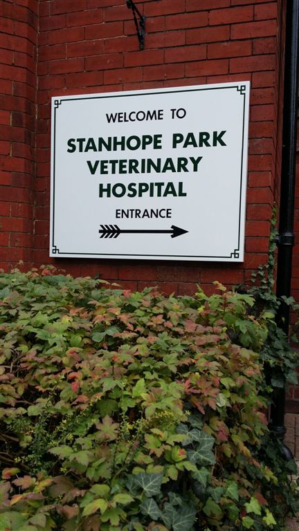 The Green I Signs Blog: Folded white sign tray sign for Stanhope Park ...