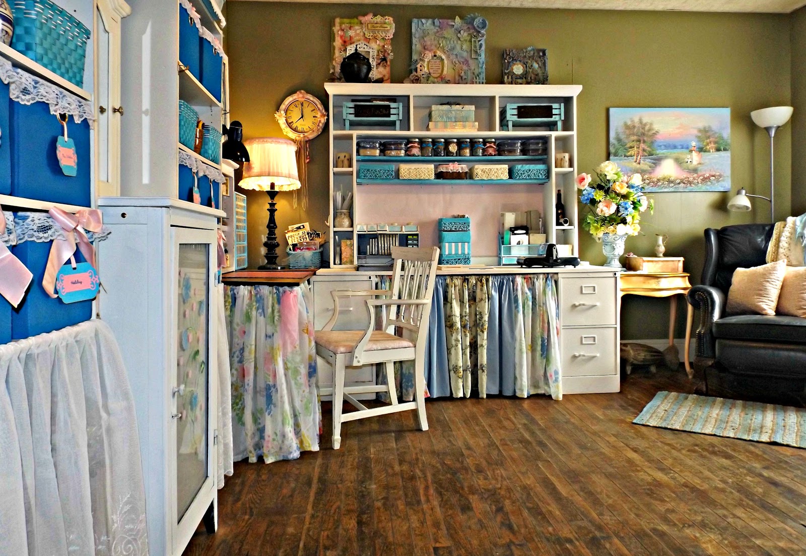 Heartedly Handcrafted: My Craft Room Makeover for under $100.00