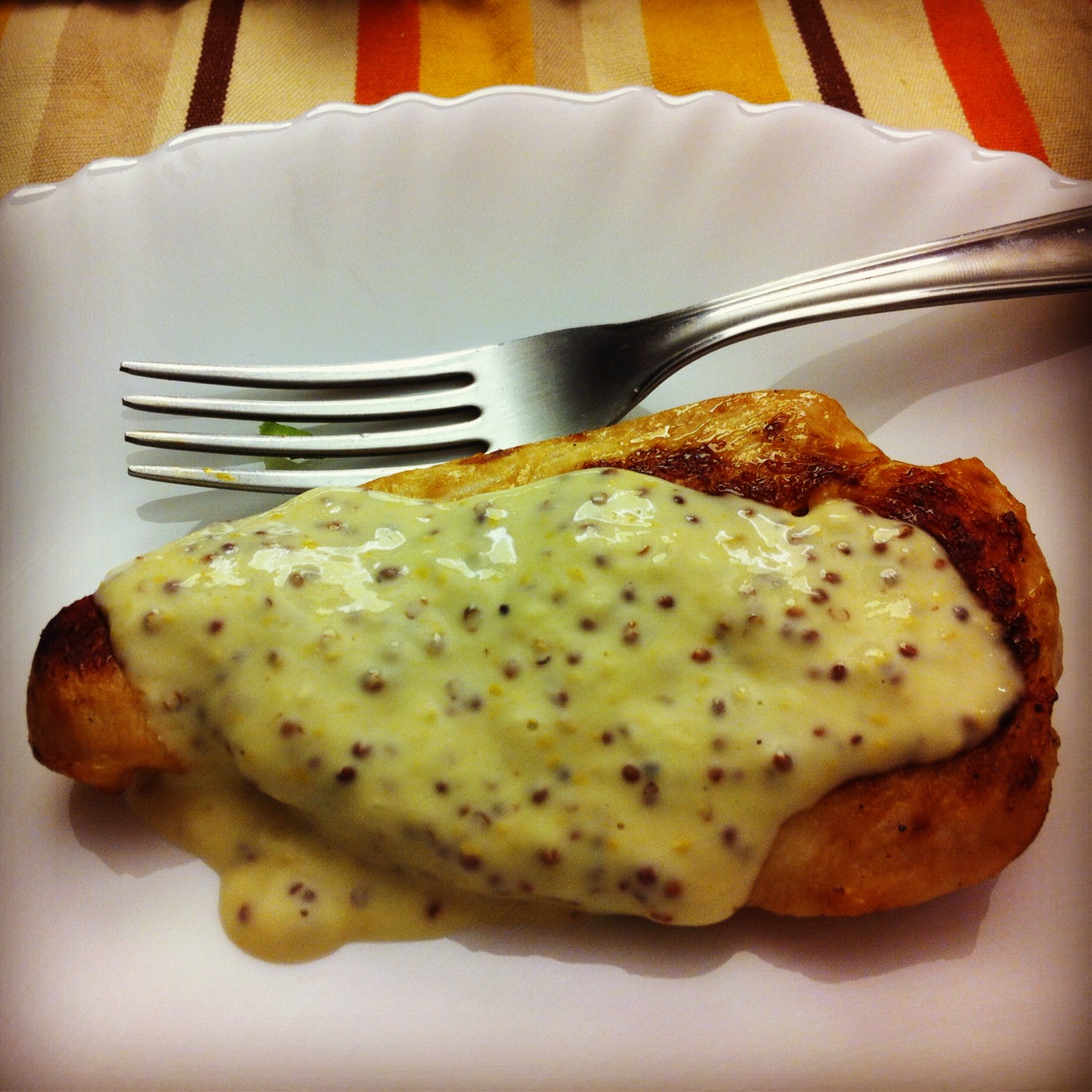 Lá Na Minha Cozinha: Peito de Frango com Mostarda L´acienne