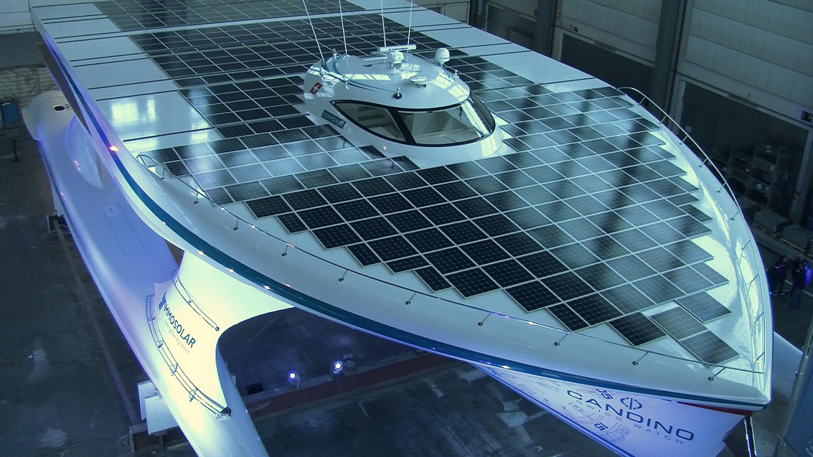 Vehículos Eléctricos: BARCO SOLAR