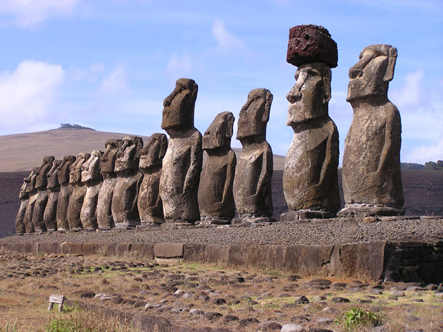 Curiosidades del mundo: Los moáis de la isla de pascua
