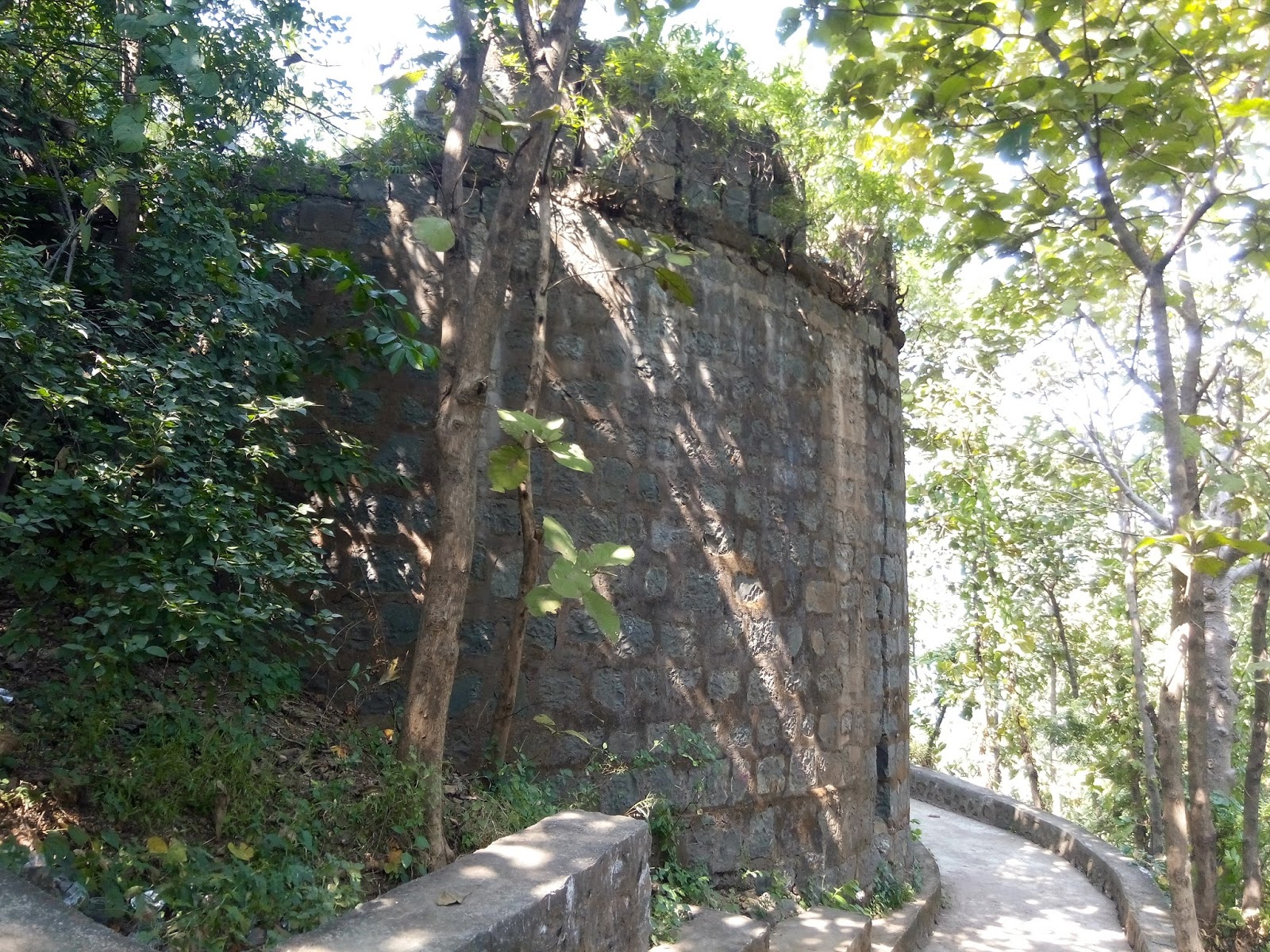 Arjungad aka Bagwada fort in Bagwada near Vapi in Gujarat (India) | The ...