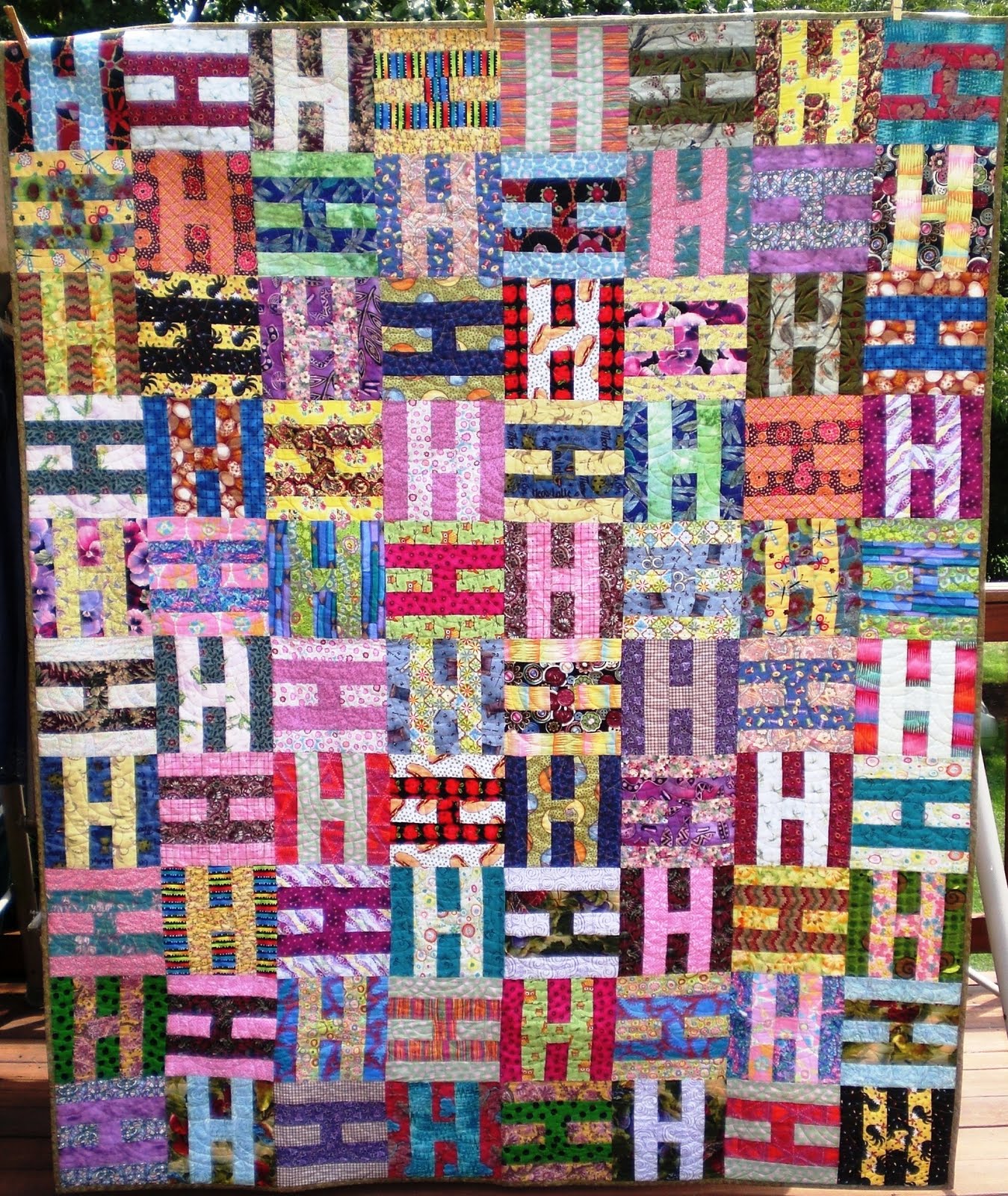 PAT QUILTZ TOO: My H Quilt