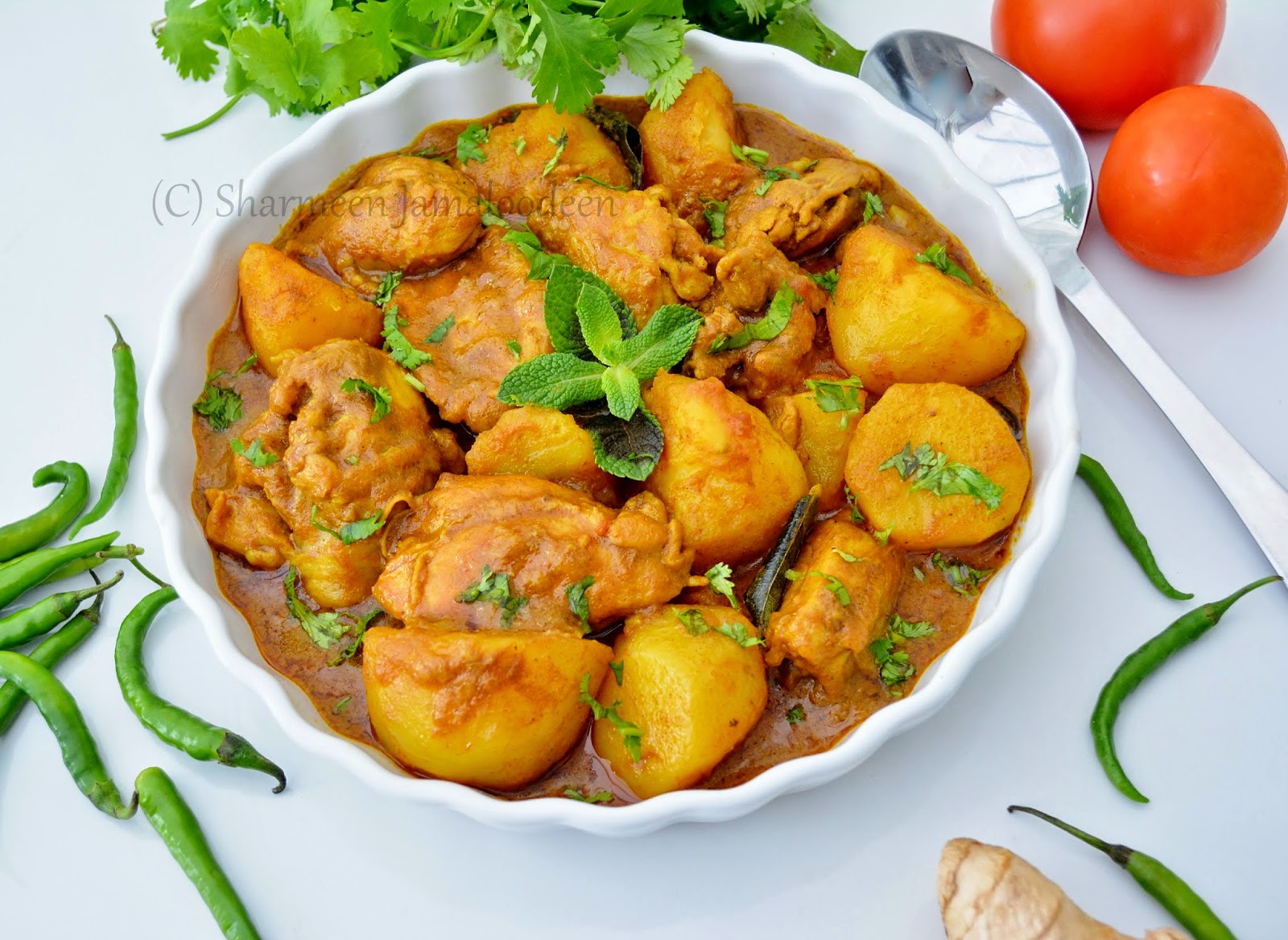 Confessions Of A Foodaholic: Mauritian Chicken Curry (Carri Masala Poule)