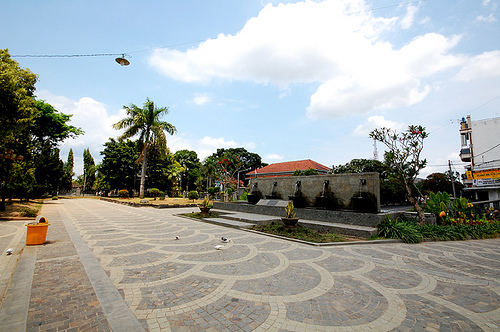 POTRET TULUNGAGUNG: Taman Kusuma Wicitra (Alun-Alun)