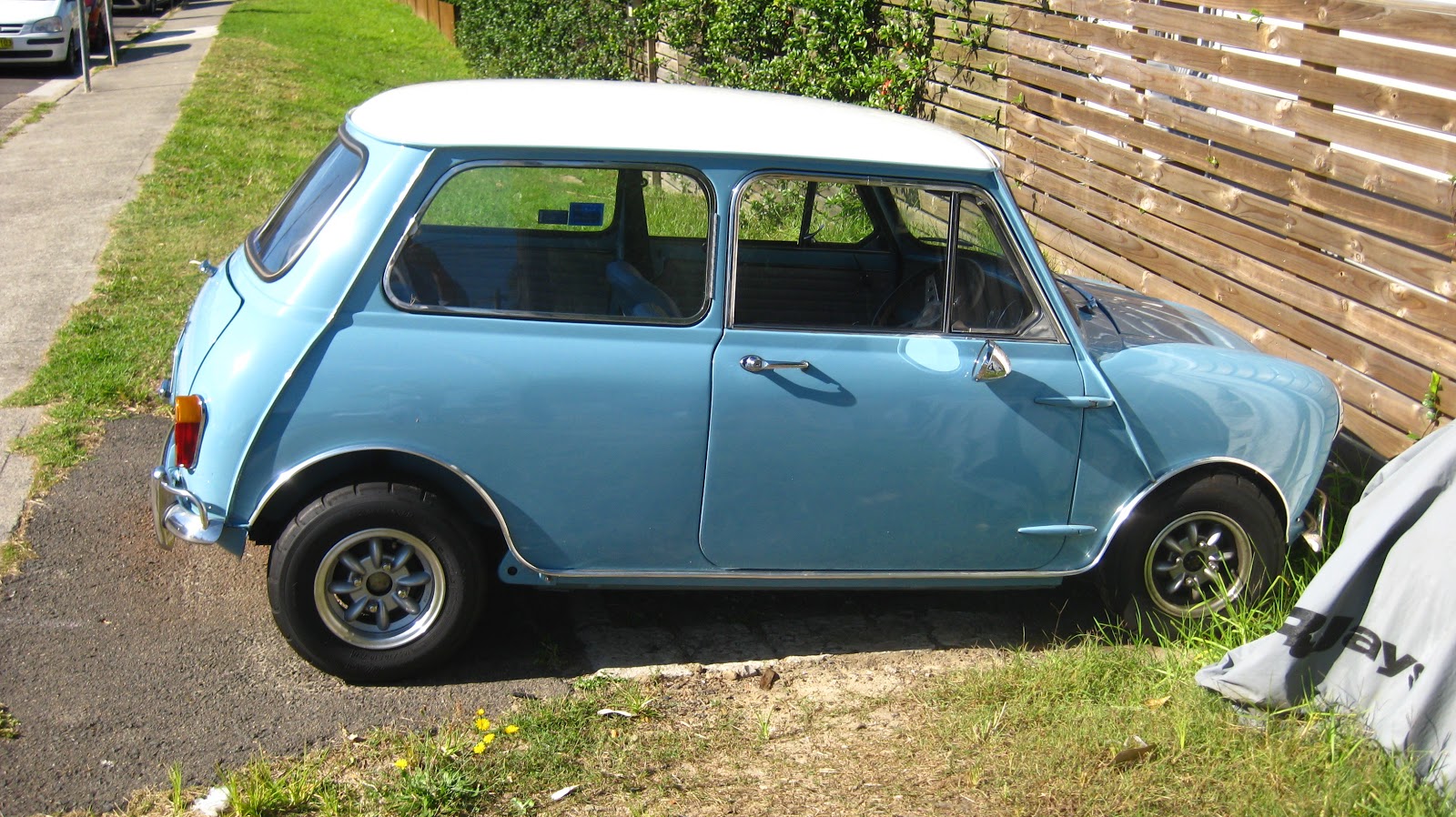 Aussie Old Parked Cars: 1965 Austin Cooper S