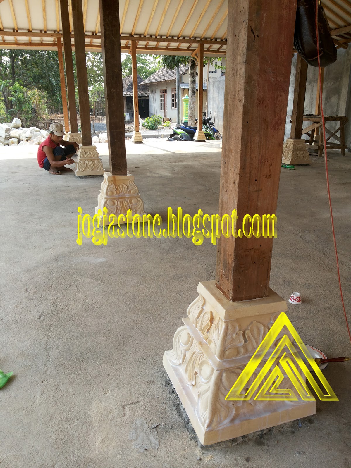 Umpak joglo batu alam paras jogja