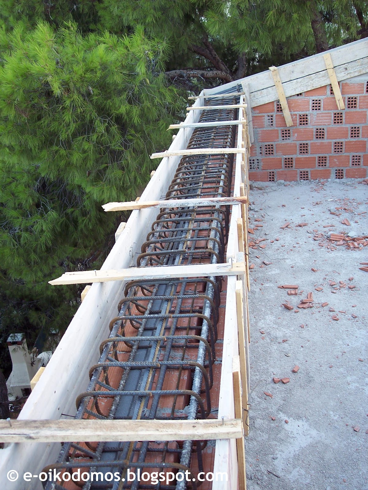 Γράφει ο ΟΙΚΟΔΟΜΟΣ: Σενάζ φέρουσας τοιχοποιίας