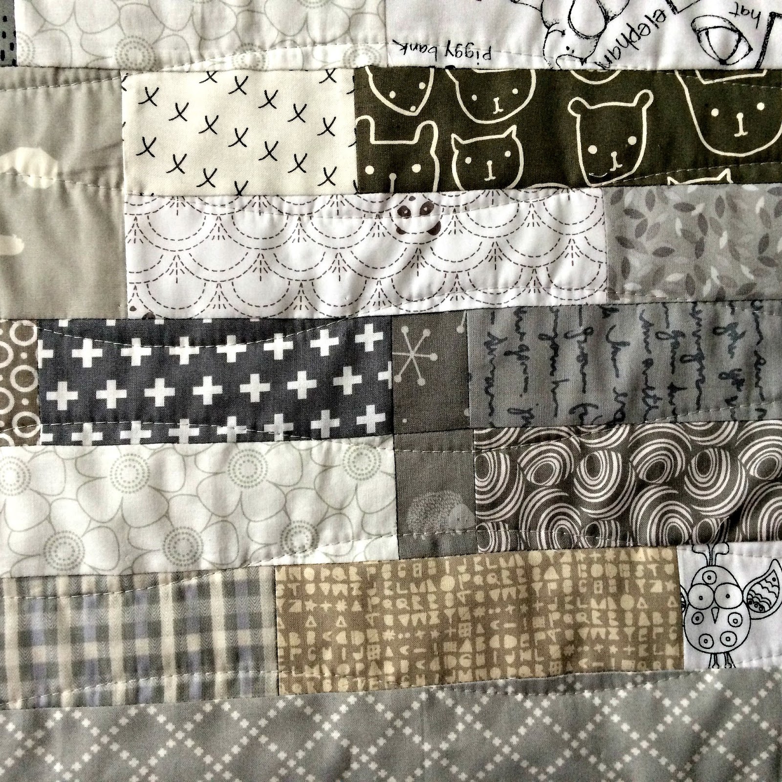something rosemade: Staggered Strips and Squares Quilt, A Sort-of Tutorial