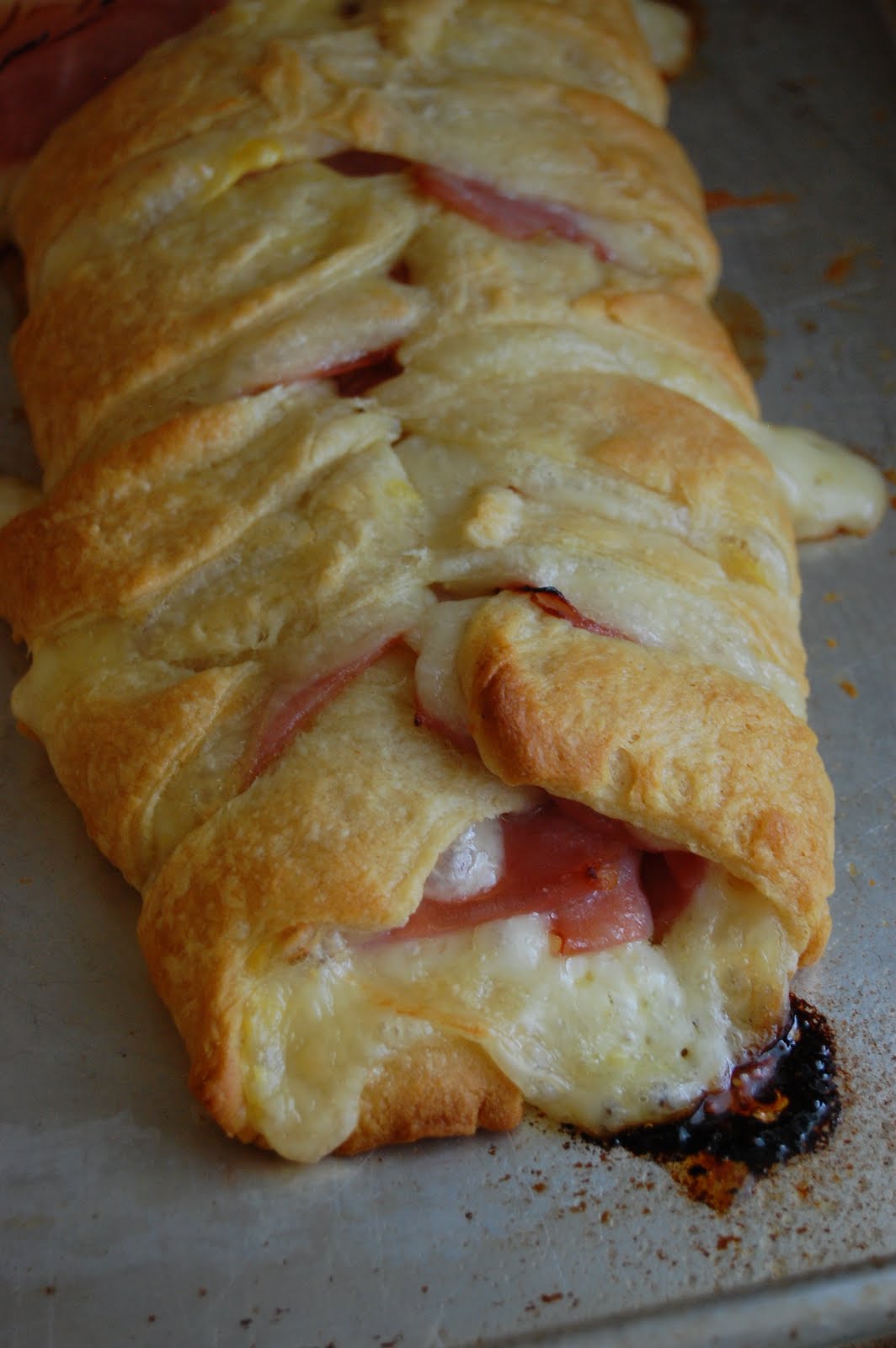 Food, Fun & Life: Hot Ham & Swiss Braid
