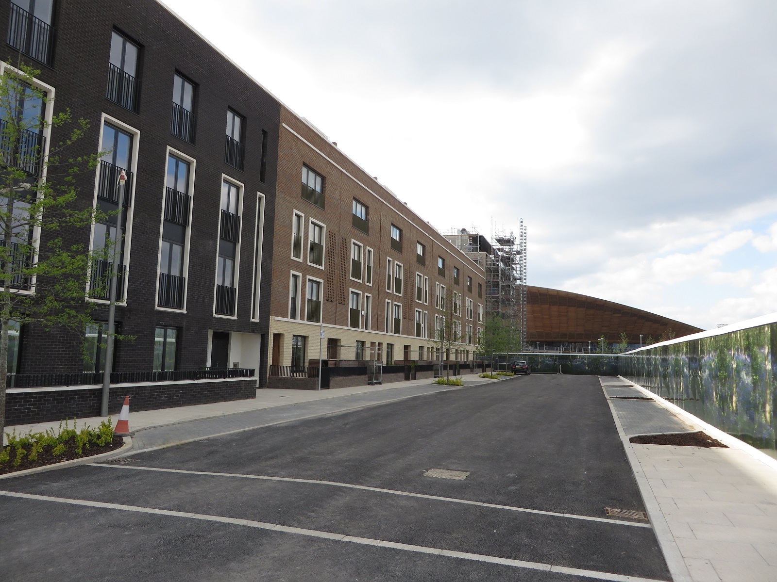 Hackney cyclist: Chobham Manor: The newest neighbourhood in the Olympic ...