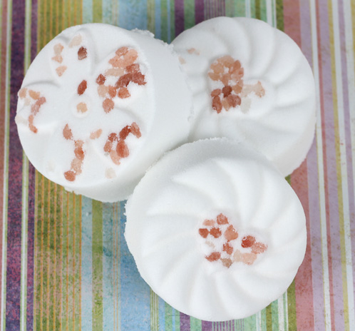 Making Scentz (aka Homemade Bath Products): Bath Bombs with Salts Recipe