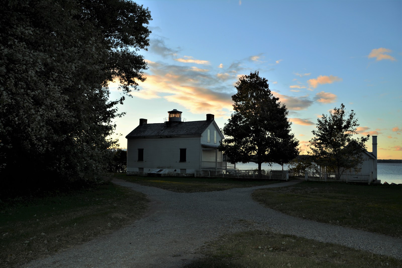 WC-LIGHTHOUSES: JONES POINT LIGHTHOUSE - ALEXANDRIA, VIRGINIA