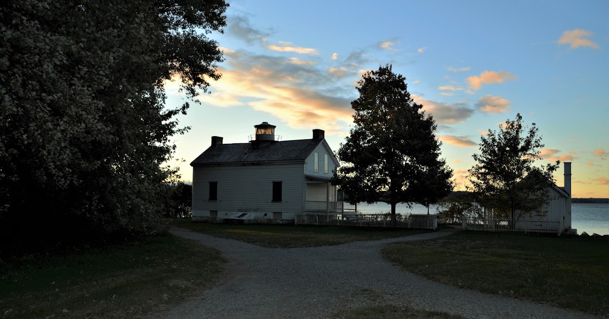 WC-LIGHTHOUSES: JONES POINT LIGHTHOUSE - ALEXANDRIA, VIRGINIA