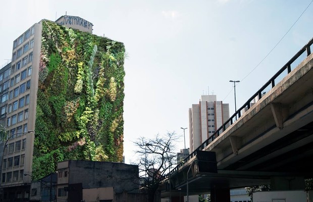 JARDINS VERTICAIS EM PRÉDIOS - ARTES E IDÉIAS