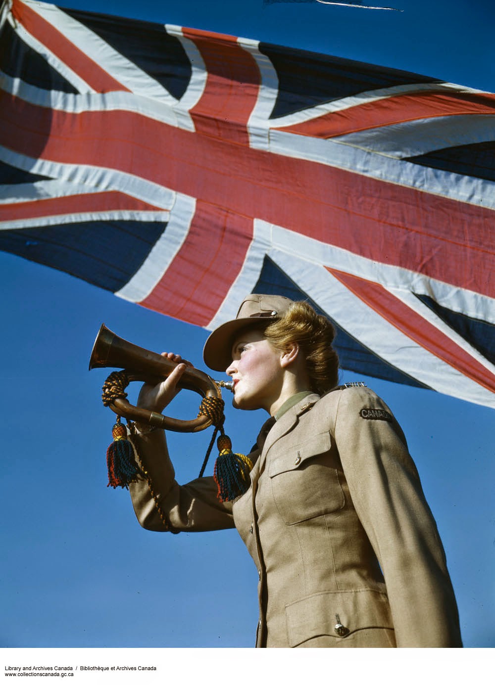 Beautiful Color Pictures of Canadian Women's Army Corps During World ...