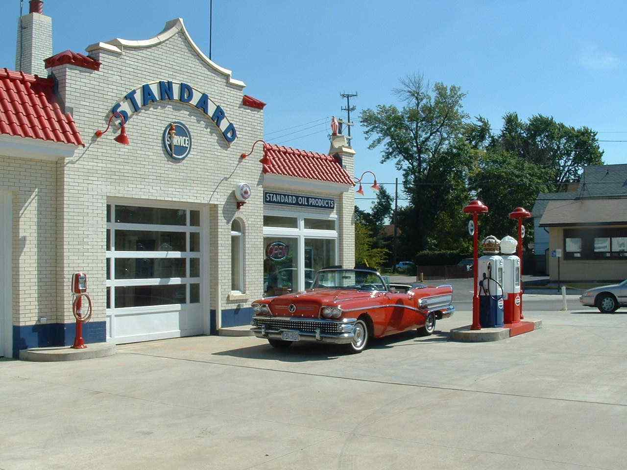Growing Up In The South..,: U.S. Gasoline Service Stations