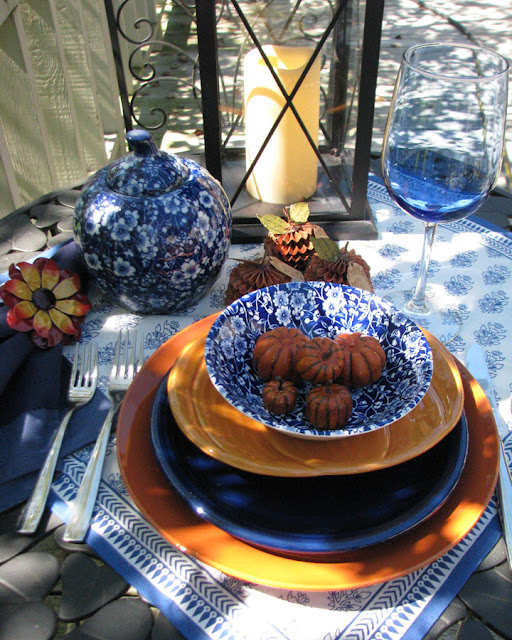 JBigg: Life in Kentucky: Autumn Table - in blues & rust