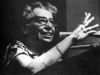 Pemikiran Hannah Arendt Tentang Manusia Politis - KMPP Yogyakarta