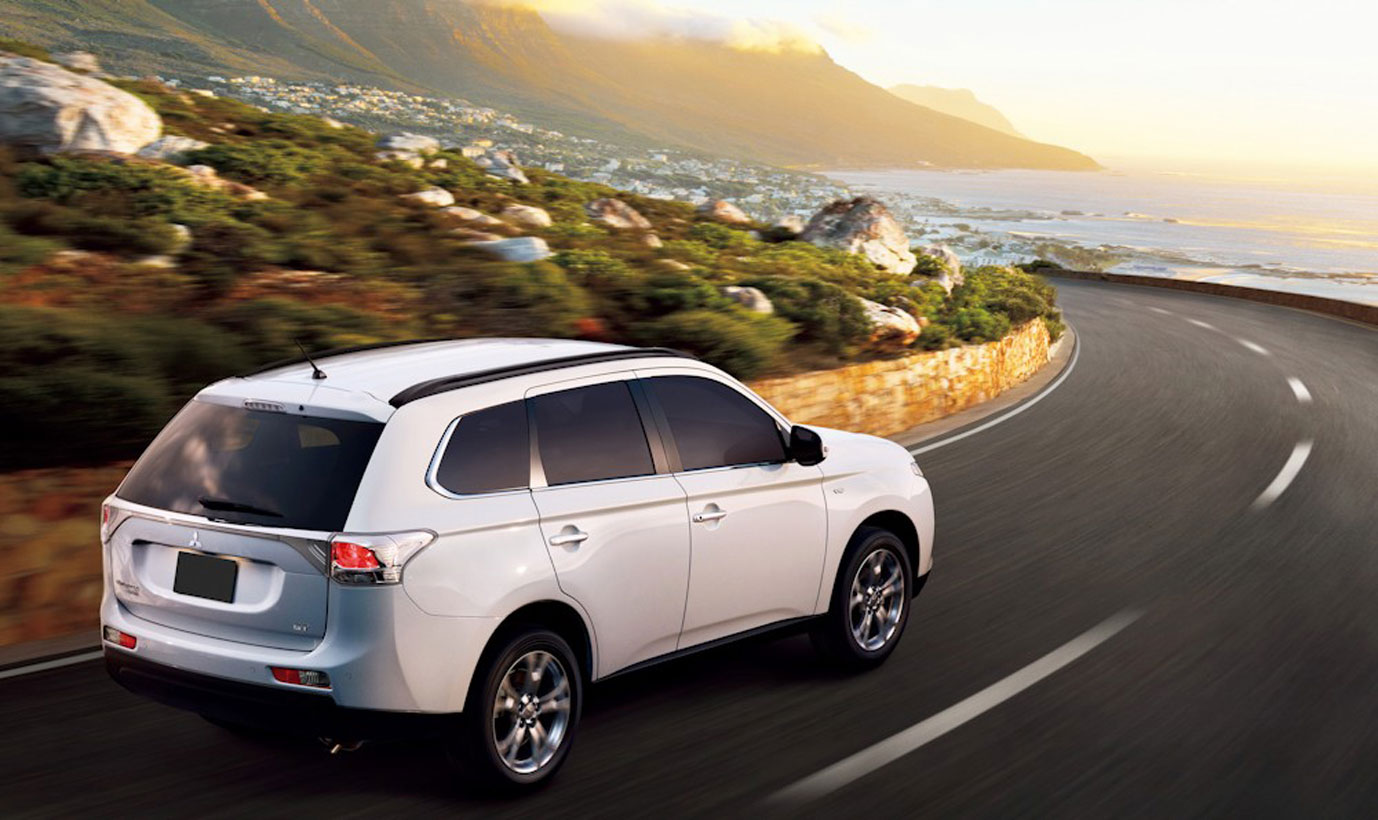 LANÇAMENTO - MITSUBISHI OUTLANDER