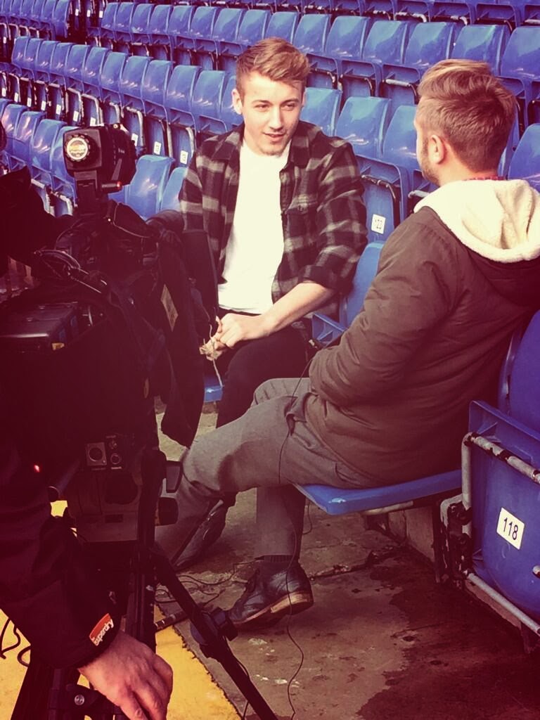 Dreams of Naughtiness: Lee Mitchell