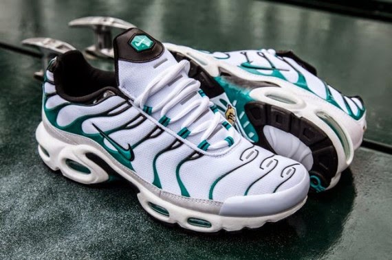 THE GRIME REPORT: Nike Air Max TN Plus "Turbo Green" [Trainer Game]