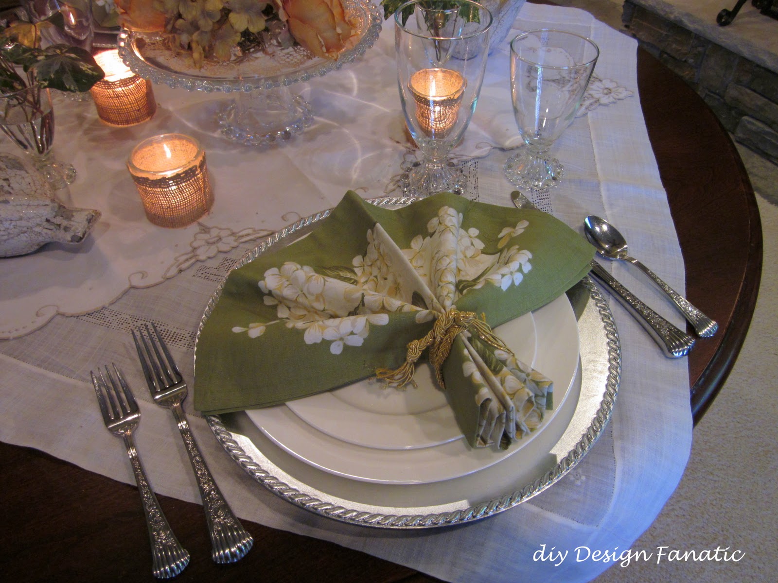 diy Design Fanatic: Table For Two