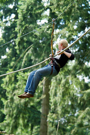 Outdoor Activities : GO APE