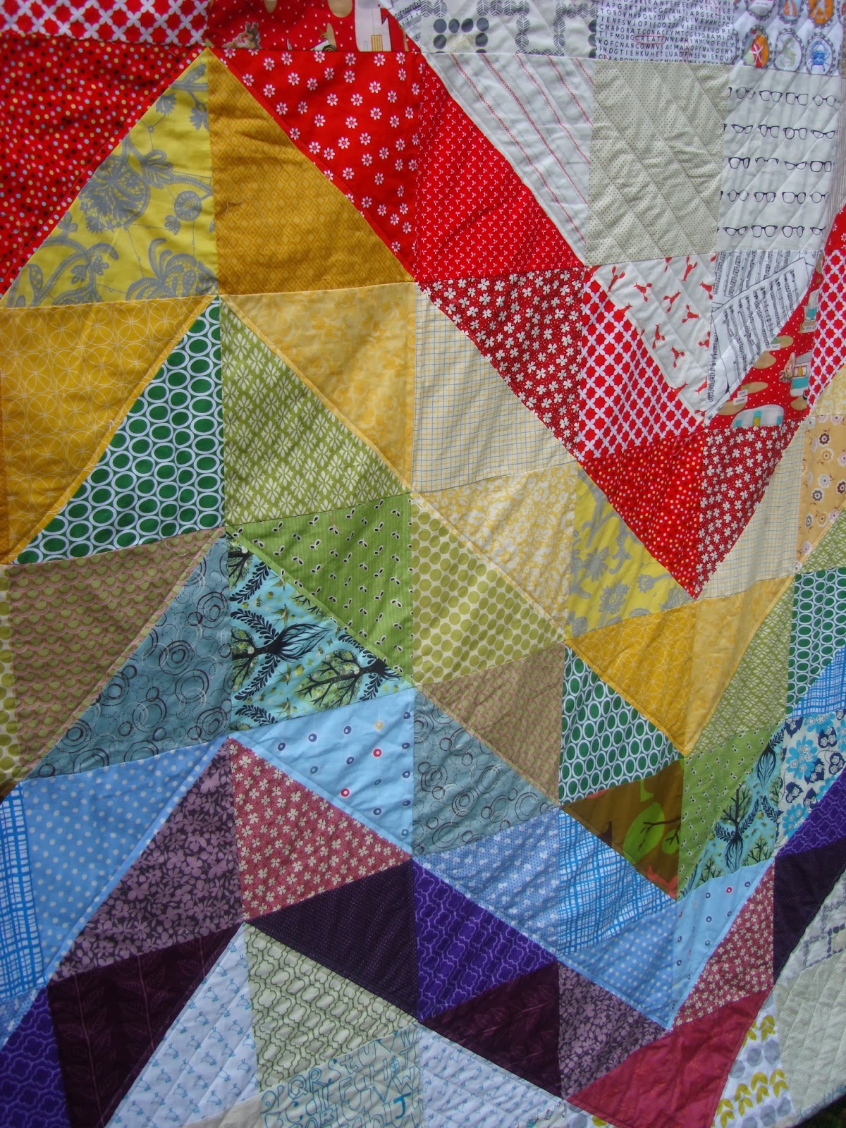 Giant Chevron Quilt and a GIVEAWAY! / CHARM ABOUT YOU