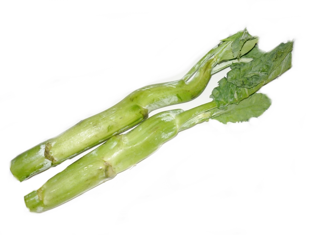 aunty celia's family meals: Stir fried kai lan stem with bacon