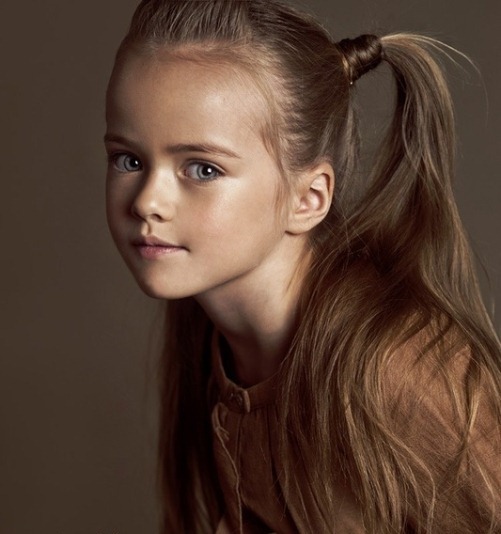 Blog da Adilene: Garota de 8 anos tem um padrão de vida do nível de ...