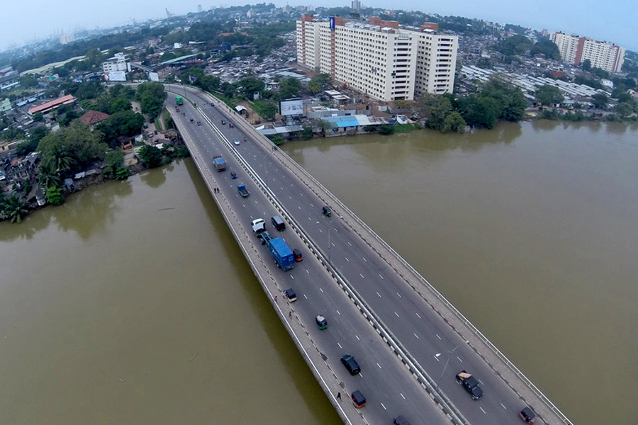 தீவிரவாதிகள் பாலங்களைத் தகர்க்கலாம் - ஏஎவ்பி - pathivu