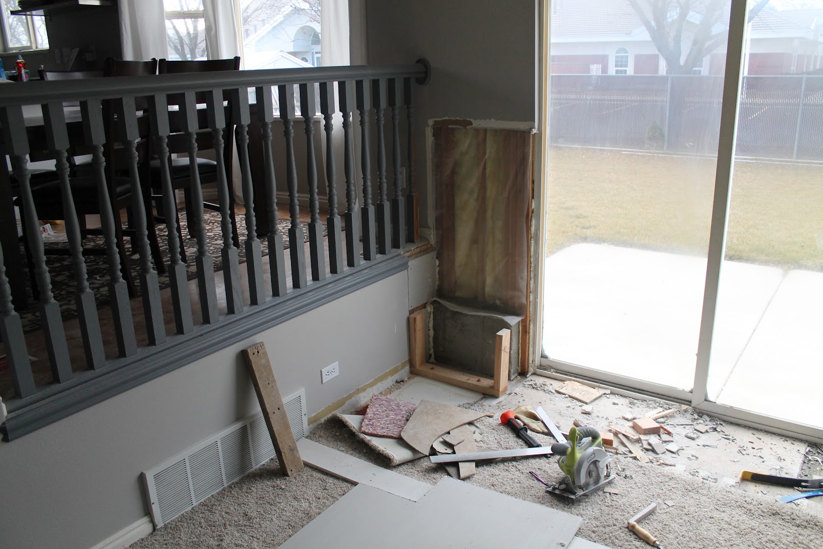 Plugging along in Sheetrockville. - Chris Loves Julia