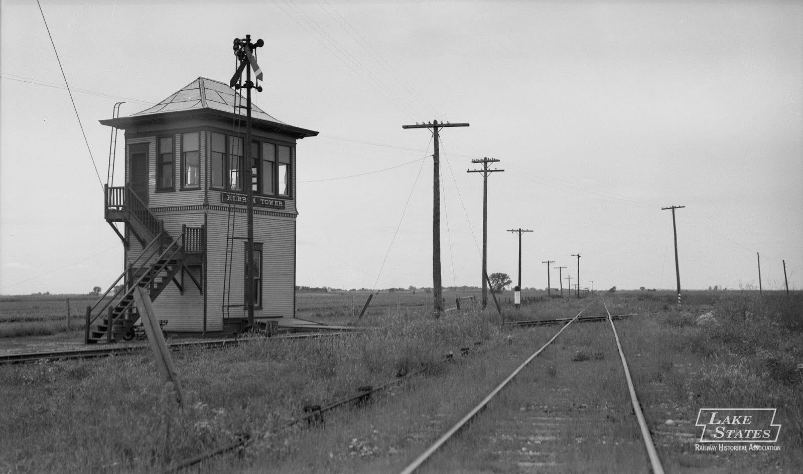 Towns and Nature: Hebron, IL: Hebron Tower: WSOR/Milw vs. Aban/C&NW