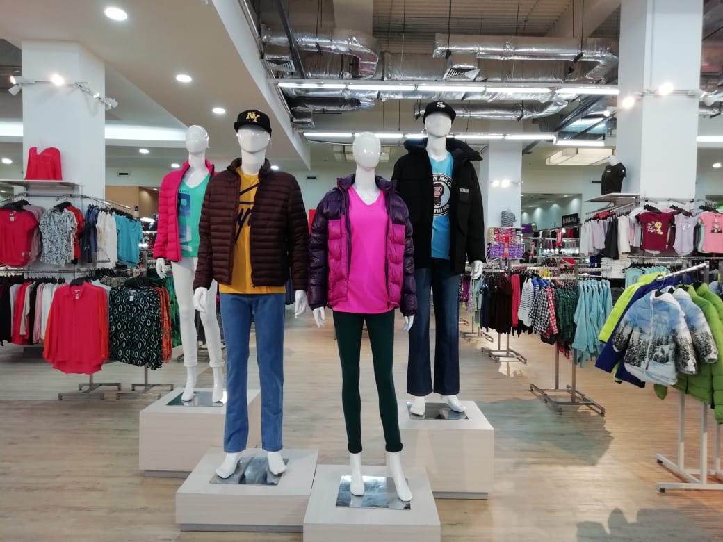 Ya, perkembangan factory outlet di Indonesia, memang tidak terlepas ...