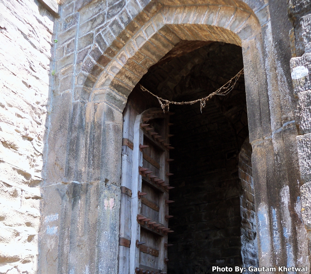 Treks around Thane and Mumbai: Shivneri Fort, Junnar, Maharashtra