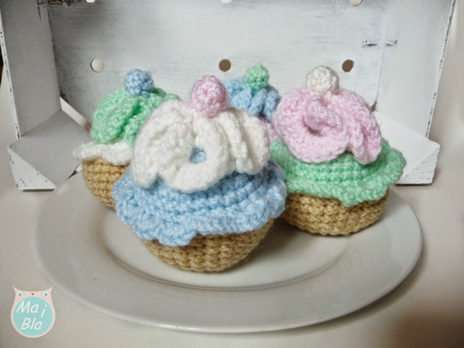 Crochet muffin - szydełkowe babeczki. ~ Ma i Bla
