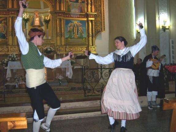 LA JOTA COMO SÍMBOLO DEL FOLKLORE NACIONAL