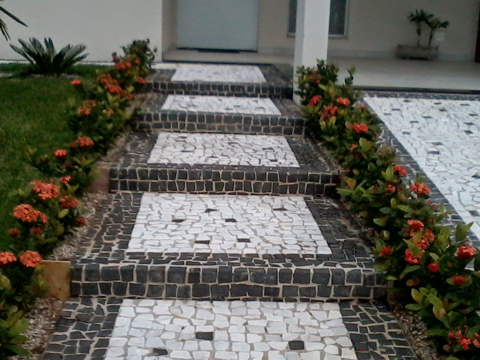 Escadas em Pedra Portuguesa Polida