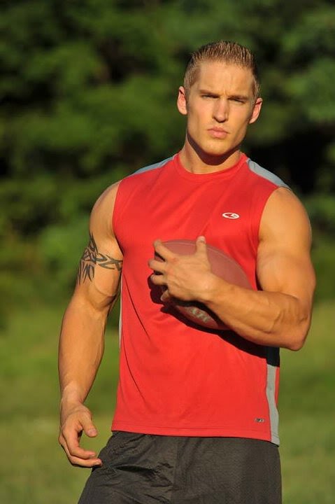 Eyecons: MODEL MONDAY: STEVE KUCHINSKY