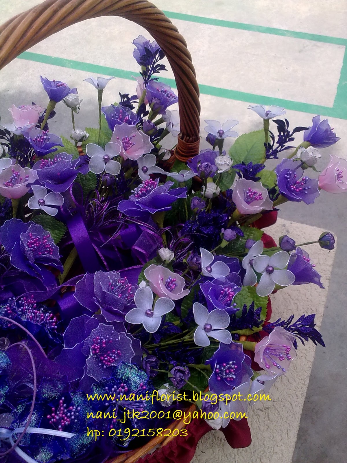 Nani Florist: GUBAHAN BUNGA DULANG HANTARAN PURPLE WHITE PINK