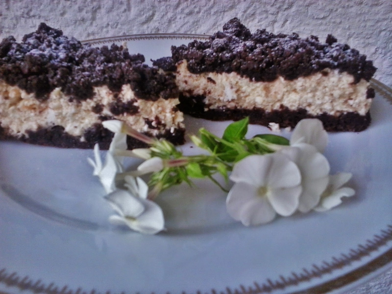 Ilcsi konyha: Reszelt kakaós túrós linzer