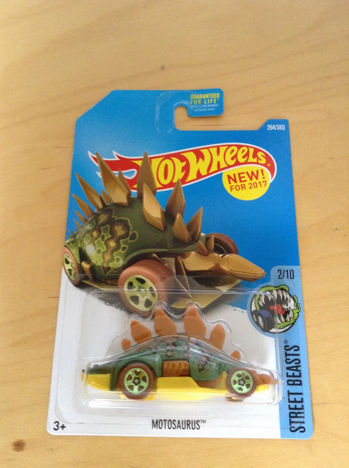 JULIAN'S HOT WHEELS BLOG: Motosaurus (New for 2017! - Street Beasts)
