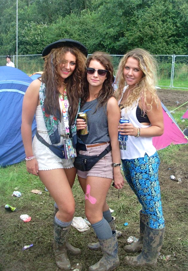 Megan Huntoon: Festival Fashion, Creamfields