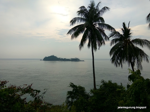 Jalan Ke Gunung: Pulau Aur dan Pulau Dayang yang memikat