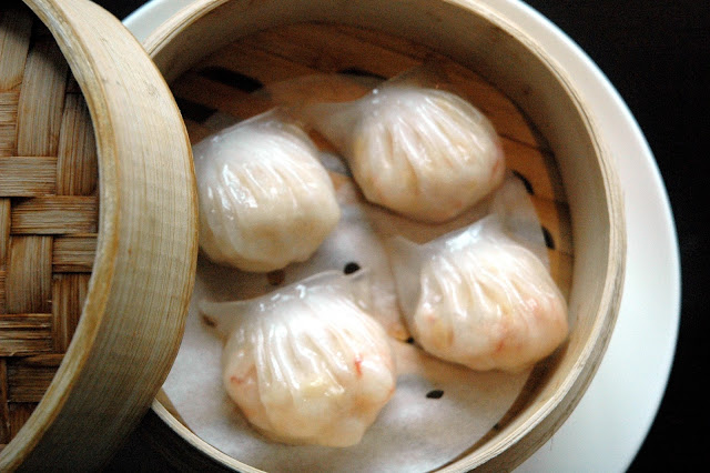 DUDE FOR FOOD: Elegant Cantonese Cuisine at Man Ho, Now Open at ...