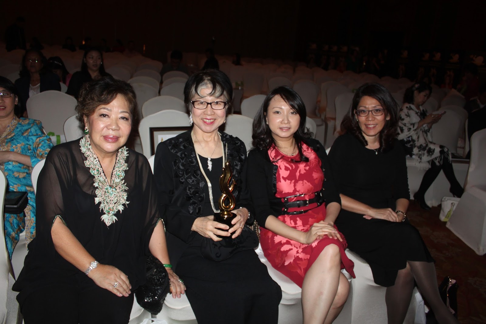 Kee Hua Chee Live!: PART 2---ENTREPRENEUR MIKI CHOONG WON COVETED ...