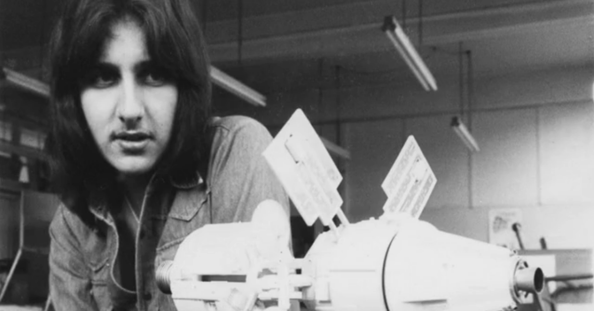 Alien Explorations: Alien: The coming of Bill Pearson