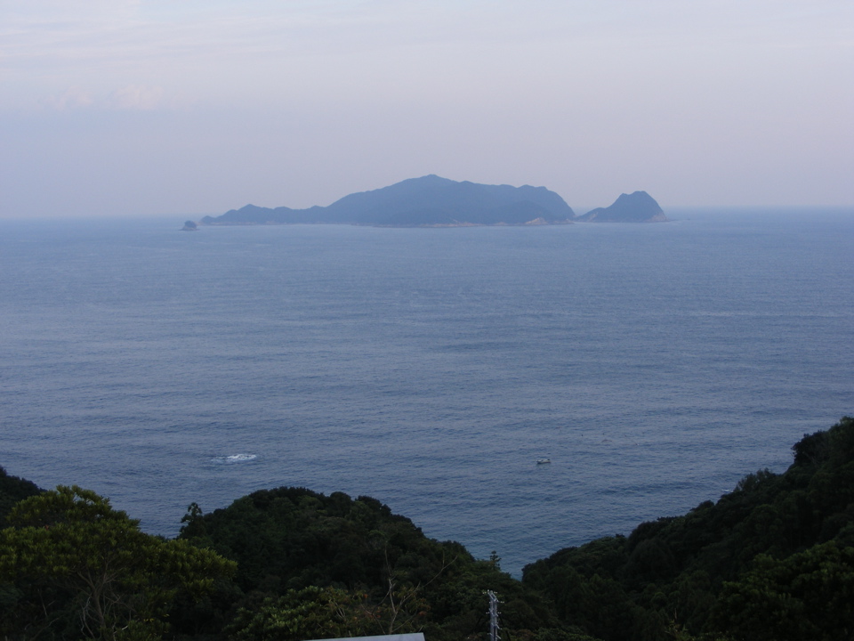 Gypsy Japan - ジプシー日本: Hiwasa, the Sun Line and the Bad Luck Temple