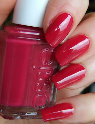 Polishtopia: Essie - Raspberry